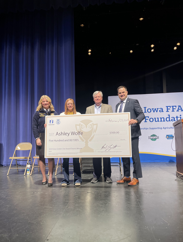 Finalists named for top agriculture educator award | Department of Education